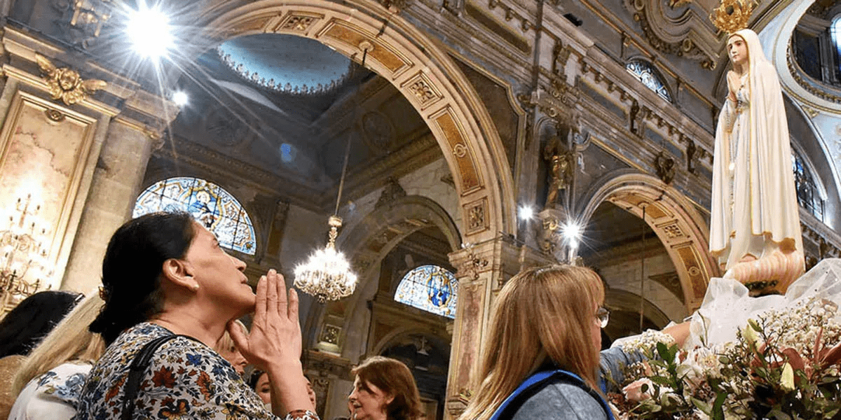 Qué es latría, hiperdulía y dulía | Perú Católico